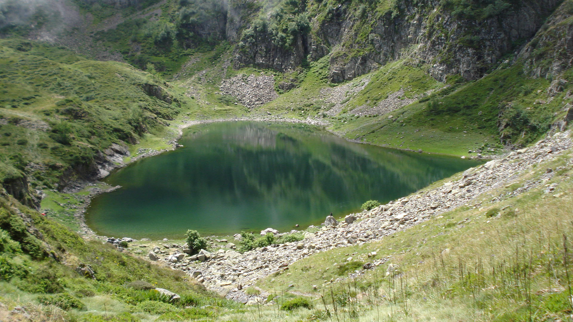 Le lac d'Er LARUNS | Les Pyrenées