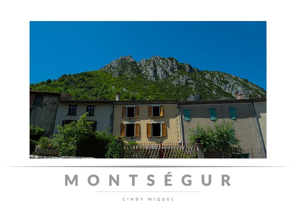 VILLAGE DE MONTSEGUR MONTSEGUR | Les Pyrenées