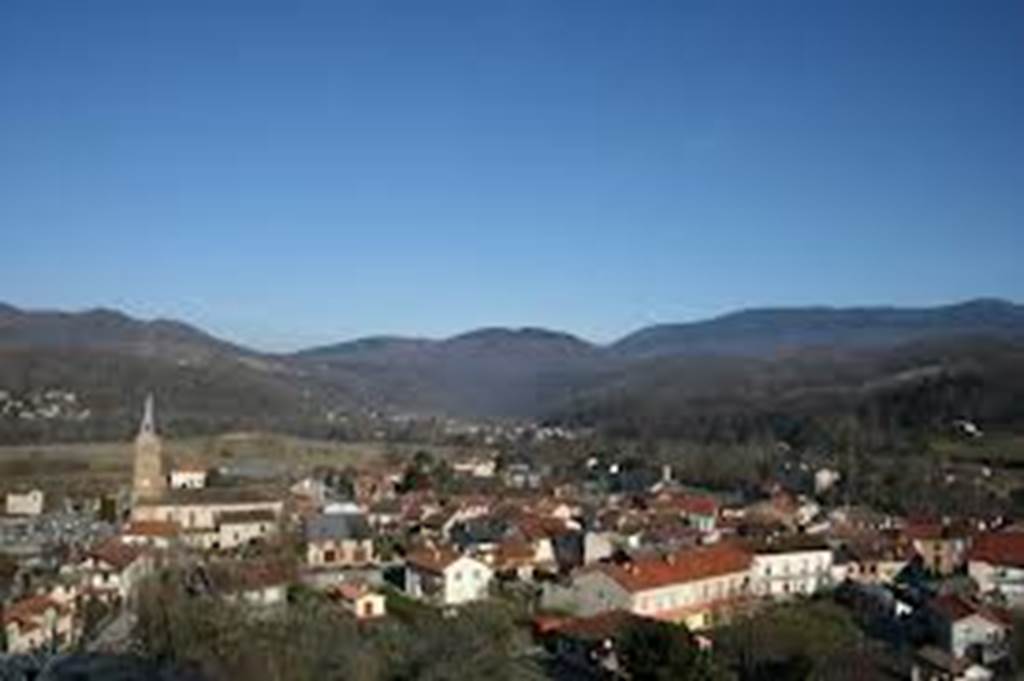 PROMENADE HISTORIQUE D'OUST OUST | Les Pyrenées