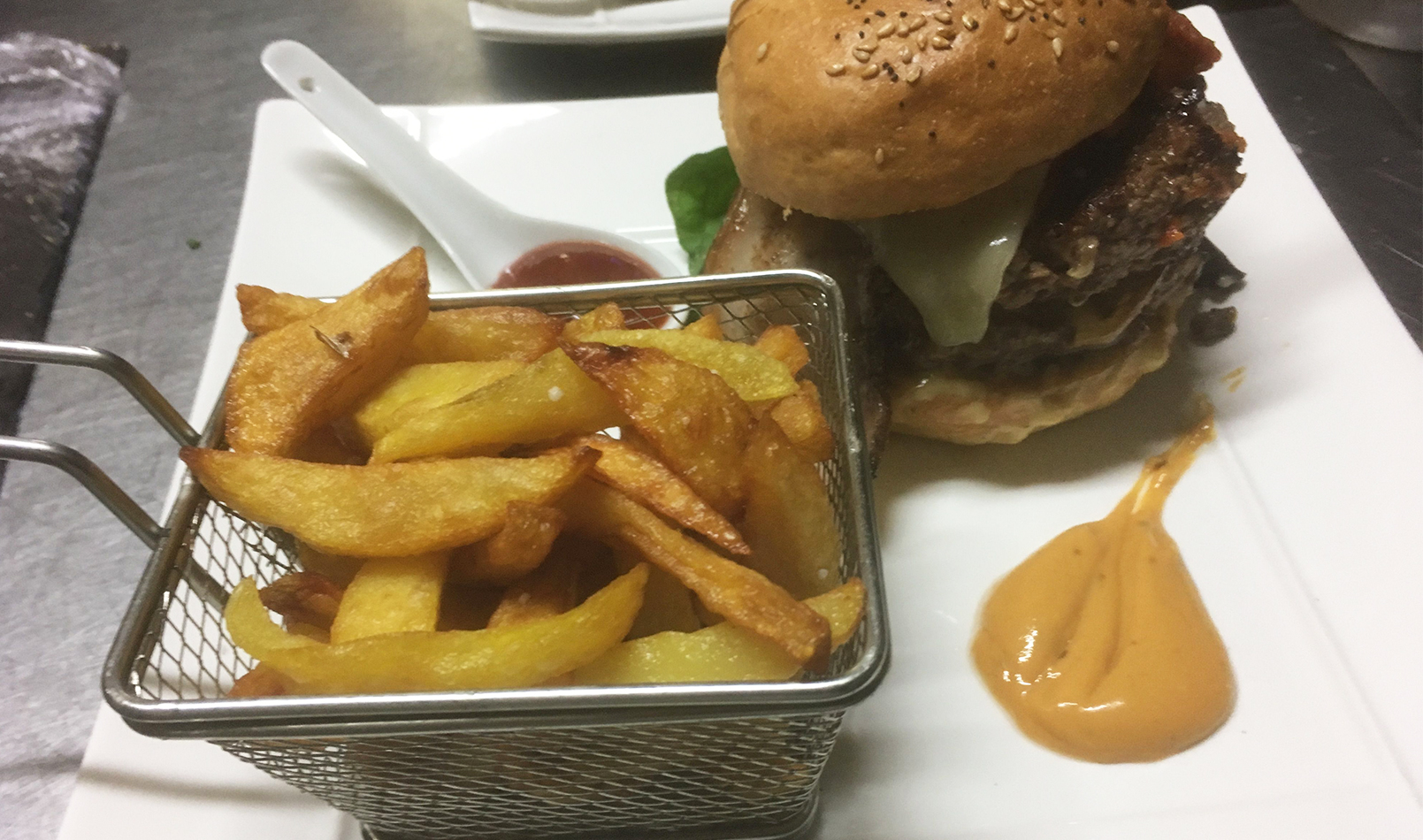 Restaurant Les Pyrénées - Chez Abadie TARDETS-SORHOLUS | Les Pyrenées